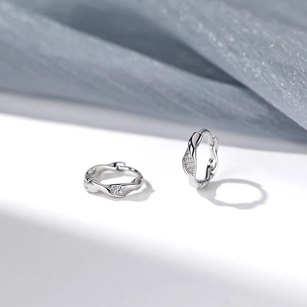 Infinity Mobius Huggie Hoop Earrings – Perimade & Co.